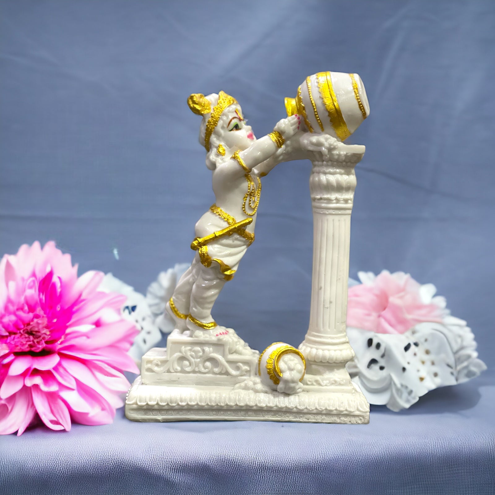 Vrindavan Kanha Takes Makhan From Matki Idol H -21 cm – cutncurve